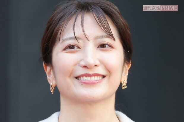 【画像・写真】笹崎里菜「目のクマが半端ない」夫・中丸雄一の不倫謹慎をネタに“元気アピール”も隠せない表情に心配の声 週刊女性prime